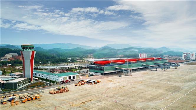 Flights at Van Don airport to be resumed from May 4 - VNA Photos ...