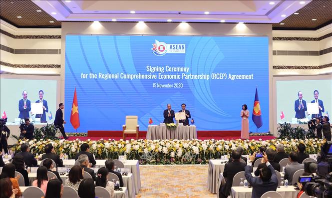 ASEAN 2020: Signing Ceremony for RCEP Agreement - VNA Photos - Vietnam ...