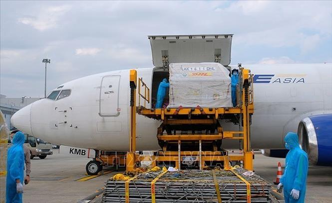 First 97,000 Pfizer COVID-19 vaccine doses arrive in Vietnam on July 7 ...