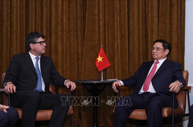 Thủ tướng Phạm Minh Chính tiếp Giám đốc Tập đoàn Jardines Adam Keswick ...