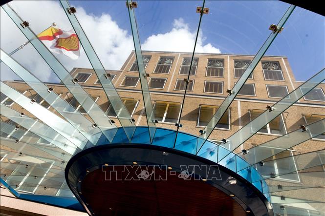 Tập đoàn Shell công bố kế hoạch chuyển trụ sở từ Hà Lan sang Anh - Ảnh ...