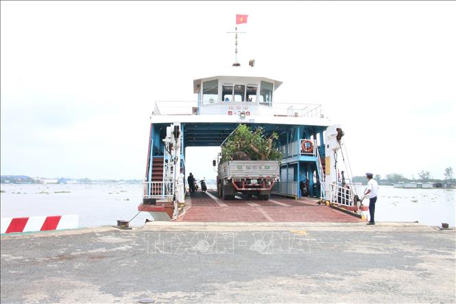 Bến Tre: Bến phà tạm Rạch Miễu hoạt động trở lại sau hơn 4 tháng ngừng ...