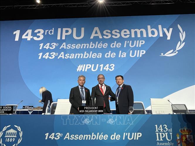 Vietnamese delegation attends 143rd IPU Assembly, related meetings ...