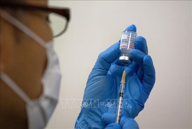 COVID-19: Moderna sắp tung ra loại vaccine tăng cường chống được biến ...