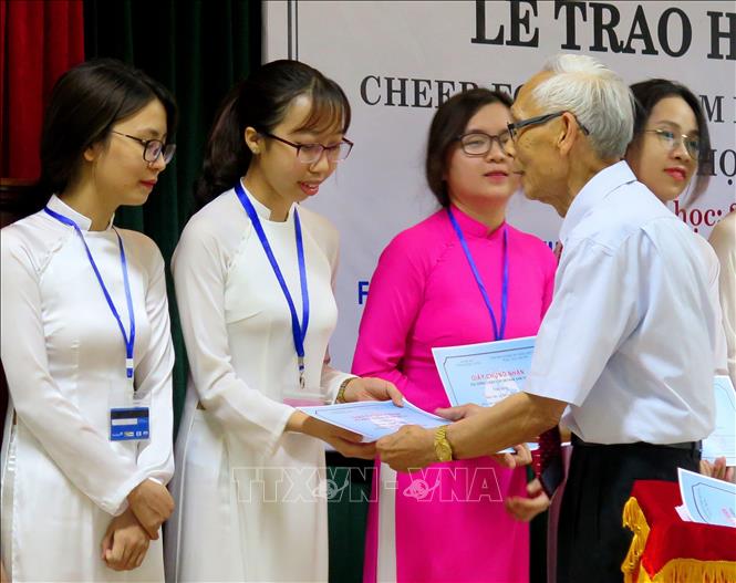 People-to-people diplomacy: one of three main pillars for modern ...