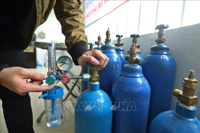 Free oxygen ATM programme launched in Hanoi - VNA Photos - Vietnam News ...