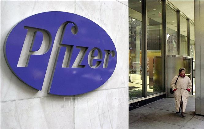 Hãng Pfizer mở rộng sản xuất thuốc đặc trị COVID-19 ở Pháp - Ảnh thời ...