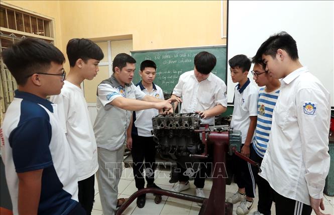 Hanoi strives to provide vocational training for 224,500 people this ...