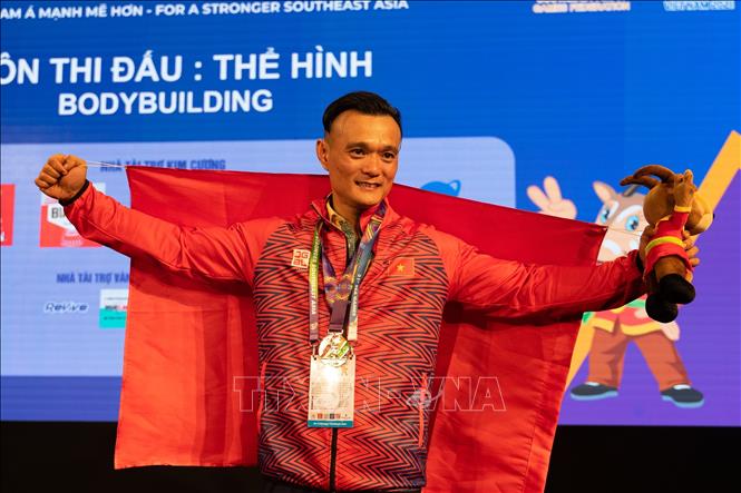 SEA Games 31: Vietnam secures two gold medals in bodybuilding - VNA ...