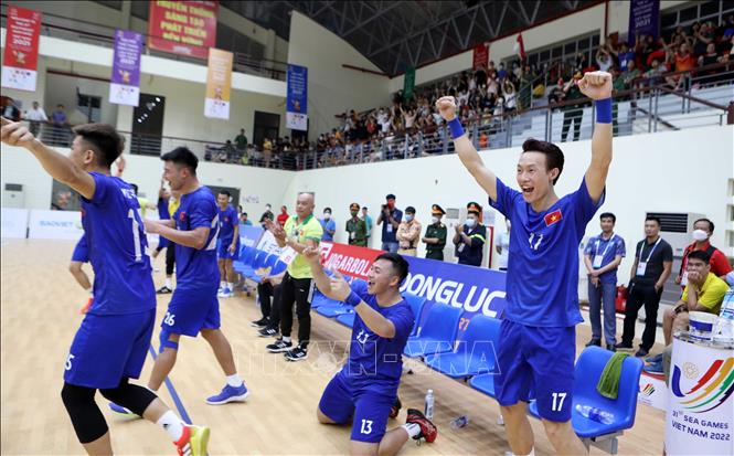 SEA Games 31: Vietnam wins gold in men’s indoor handball - VNA Photos ...