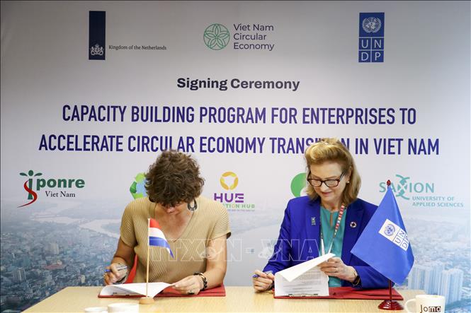 Hà Lan và UNDP hợp tác thúc đẩy quá trình chuyển đổi sang kinh tế tuần ...