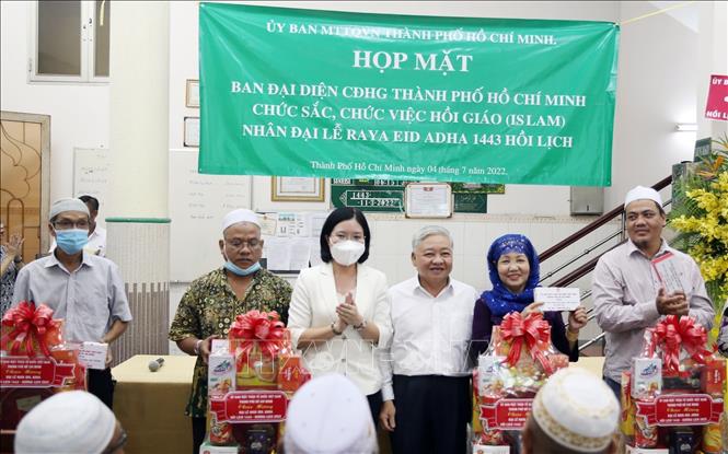 MTTQ Việt Nam Thành phố Hồ Chí Minh chúc mừng Đại lễ Raya Adil Adha của ...
