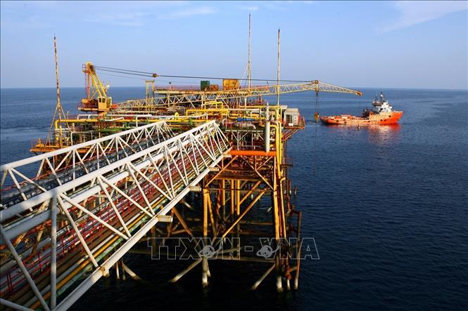 PetroVietnam surpasses oil exploitation plan by 23 percent in first ...