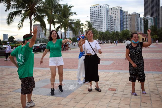 Đà Nẵng: Ngày hội Nhảy tự do - Dork Dancing - Ảnh thời sự trong nước ...