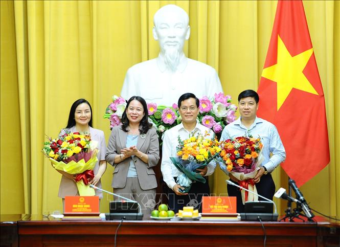 Phó Chủ tịch nước Võ Thị Ánh Xuân họp Hội đồng Bảo trợ Quỹ Bảo trợ trẻ ...