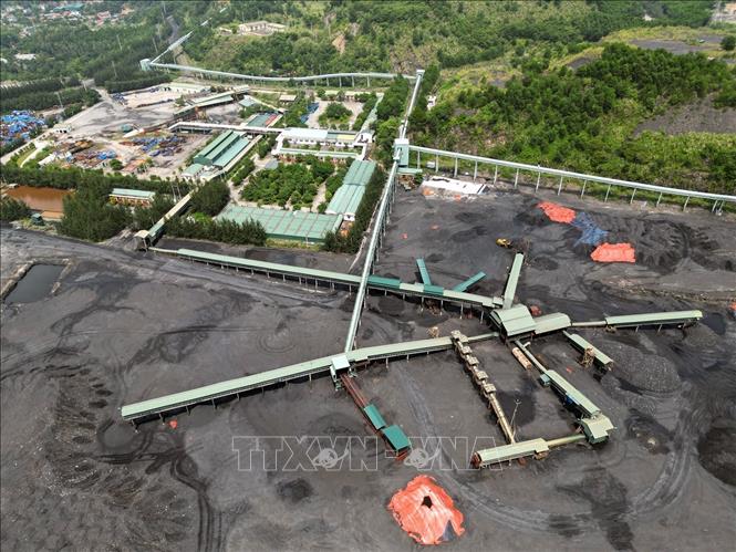 Công ty Than Hòn Gai ổn định sản xuất, nâng cao đời sống người lao động ...