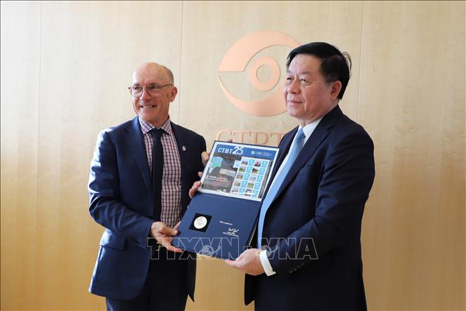 Trưởng Ban Tuyên giáo Trung ương Nguyễn Trọng Nghĩa thăm và làm việc ...