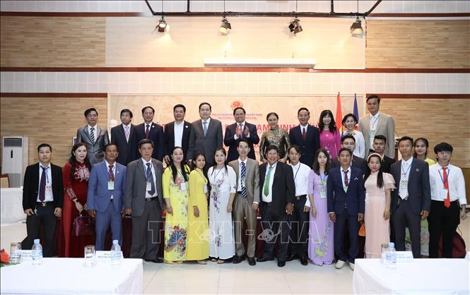 PM appreciates contributions by overseas Vietnamese in Cambodia - VNA ...