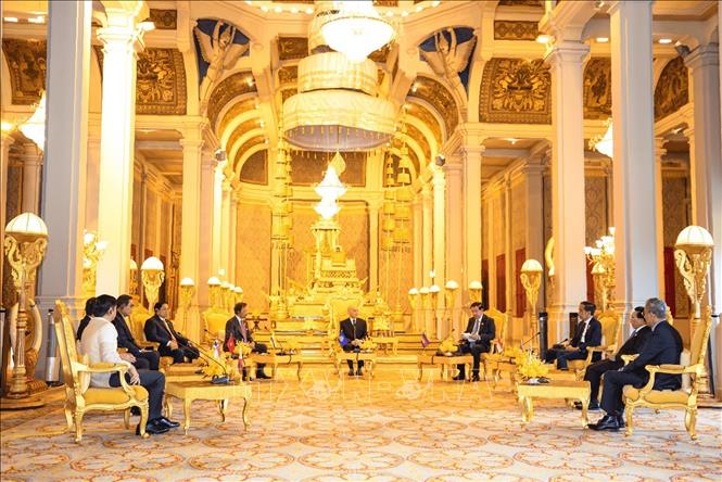 PM pledges further support to Cambodia’s ASEAN Community building ...