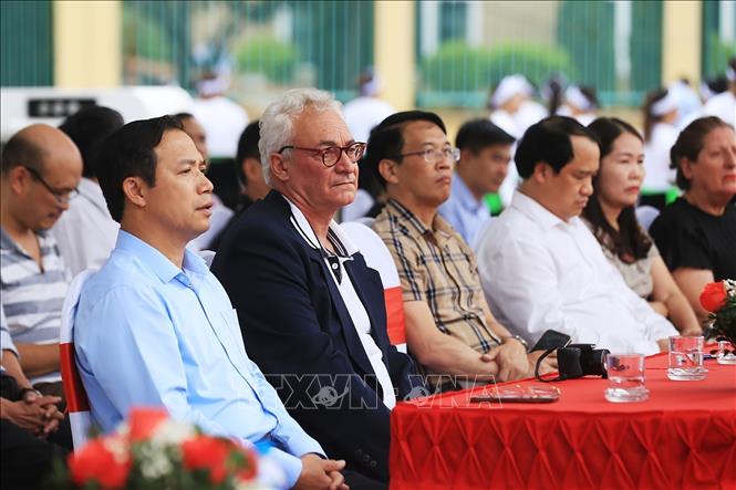 Hoà Bình có đường phố mang tên nhà khảo cổ học Pháp Madeleine Colani ...