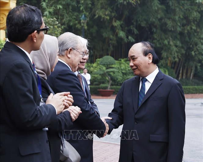 Chủ tịch nước Nguyễn Xuân Phúc gặp mặt nhà khoa học thuộc Liên đoàn các ...