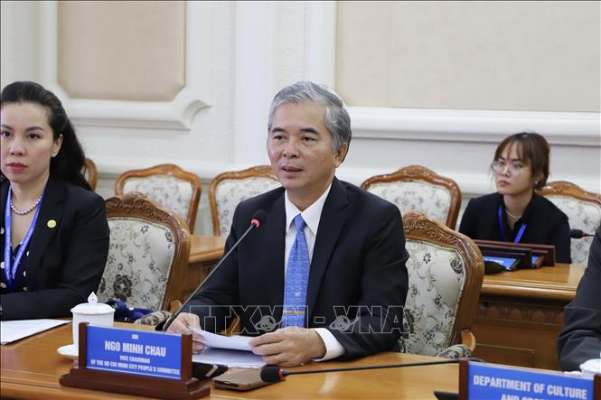 Phó Chủ tịch Ủy ban nhân dân Thành phố Hồ Chí Minh Ngô Minh Châu tiếp đoàn đại biểu Hàn Quốc ...