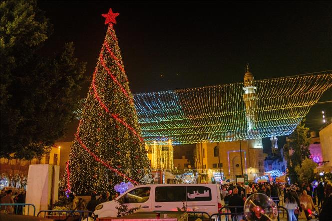 Nhộn nhịp du khách mùa Giáng sinh tại Bethlehem - Ảnh thời sự quốc tế ...