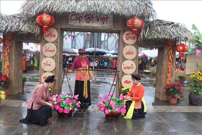 "Chợ Tết Việt" khơi dậy ký ức về chợ Tết xưa - Ảnh thời sự trong nước ...