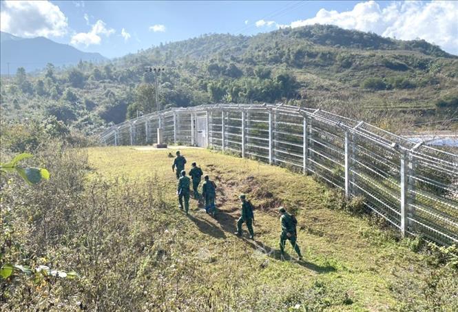 Vietnamese, Chinese provinces hold joint border patrol - VNA Photos ...