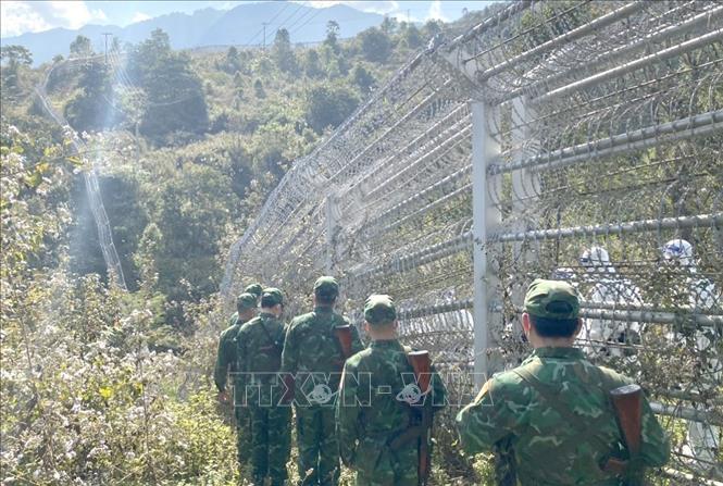 Vietnamese, Chinese provinces hold joint border patrol - VNA Photos ...