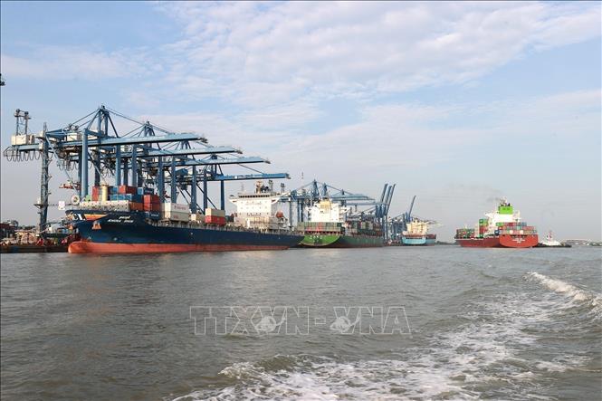 Prime Minister gives order to start Lunar New Year at Tan Cang Port in ...