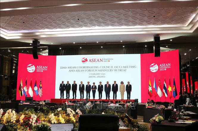 Vietnam attends 32nd ASEAN Coordinating Council Meeting - VNA Photos ...