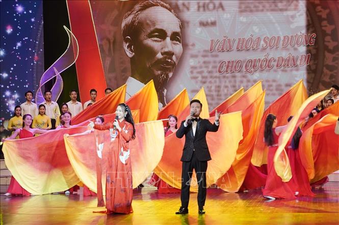 Thủ tướng Phạm Minh Chính dự Lễ kỷ niệm 80 năm Đề cương về Văn hóa Việt ...
