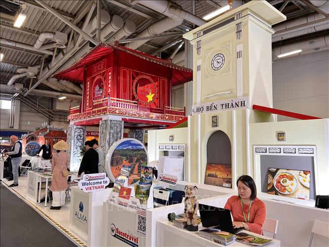 Vietnam attends International Travel Trade Show in Germany - VNA Photos ...