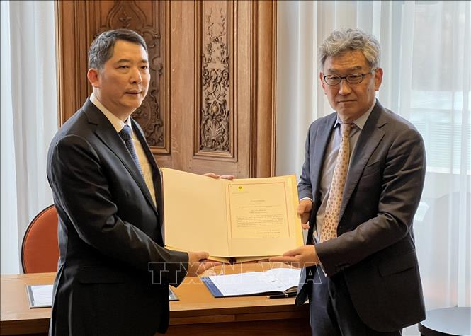 Vietnam joins Multilateral Convention to tackle tax evasion and ...