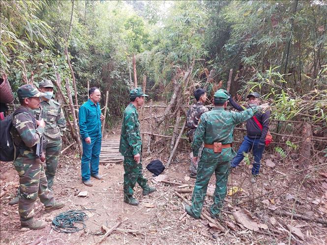Vietnam-Lao joint border patrol held - VNA Photos - Vietnam News Agency ...
