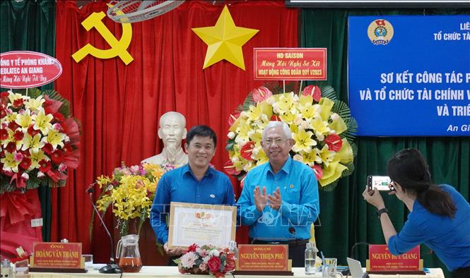 Các nguồn vốn vay ưu đãi từ Tổ chức tài chính vi mô CEP góp phần hạn ...