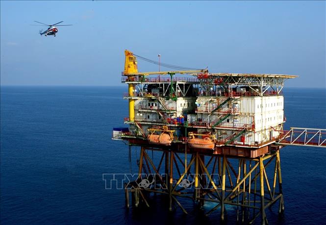 PetroVietnam pumps 2.6 million tonnes in Q1 of 2023 - VNA Photos ...