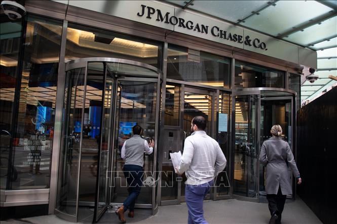 Mỹ: JPMorgan mua lại ngân hàng First Republic - Ảnh thời sự quốc tế ...