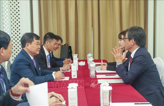 Vietnam attends 20th Shangri-La Dialogue in Singapore - VNA Photos ...
