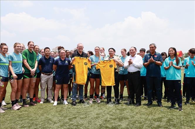 Thủ tướng Phạm Minh Chính và Thủ tướng Anthony Albanese giao lưu với ...