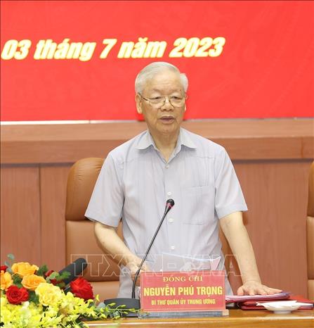 Party General Secretary chairs Central Military Commission’s session ...