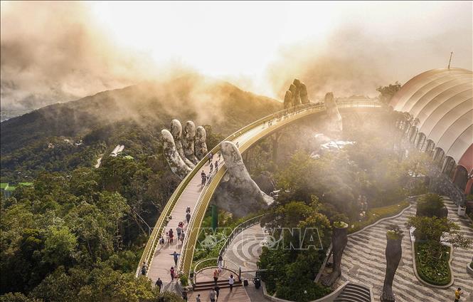 Golden Bridge in Da Nang among world’s most iconic - VNA Photos ...
