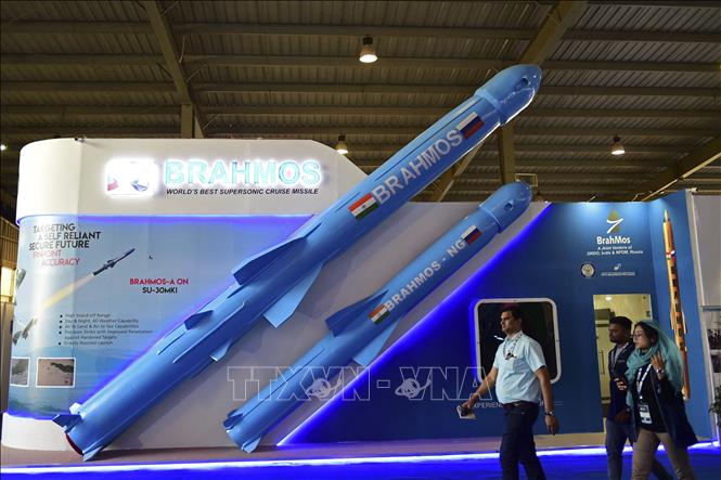 BrahMos Aerospace đàm phán với 6 quốc gia về việc bán tên lửa siêu thanh - Ảnh thời sự quốc tế ...