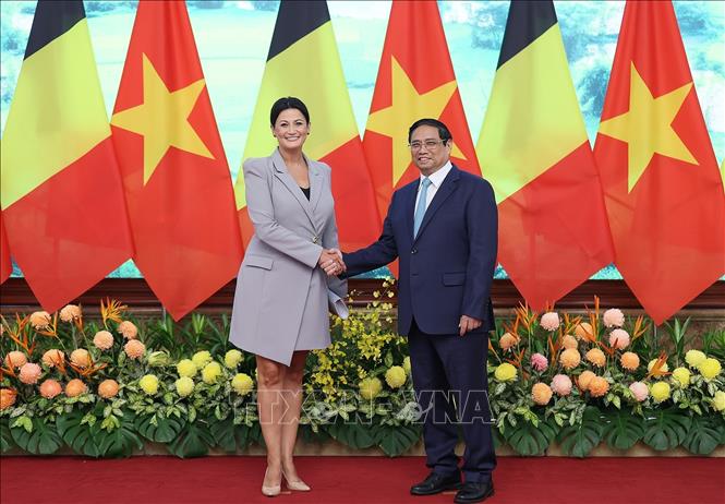 Thủ tướng Phạm Minh Chính hội kiến Chủ tịch Thượng viện Bỉ Stéphanie D ...