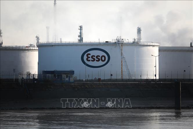 Giới chuyên gia cảnh báo các công ty dầu khí "xa rời" cam kết cắt giảm ...