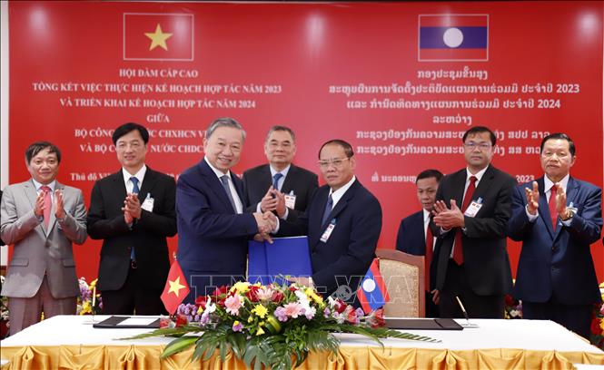 Bộ trưởng Công an Tô Lâm thăm chính thức Lào - Ảnh thời sự quốc tế ...