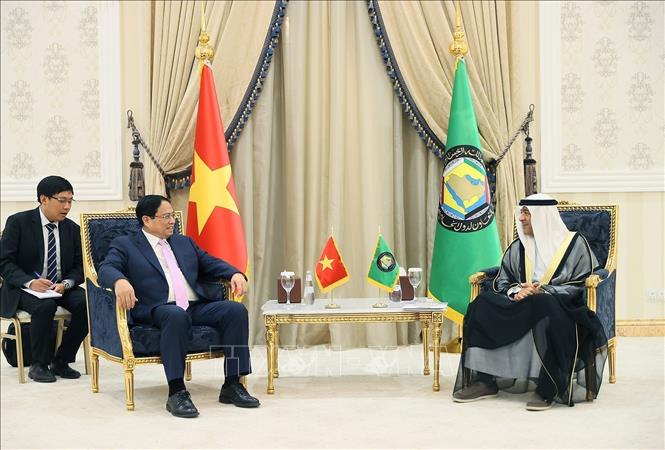 Prime Minister visits GCC headquarters - VNA Photos - Vietnam News ...