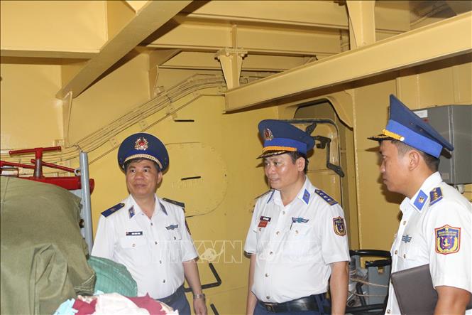 Kiểm tra thực hiện nhiệm vụ tại Bộ Tư lệnh Vùng Cảnh sát biển 4 - Ảnh ...