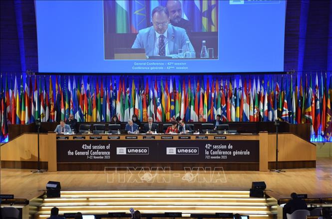 Progenitor of Vietnamese traditional medicine honoured by UNESCO - VNA ...